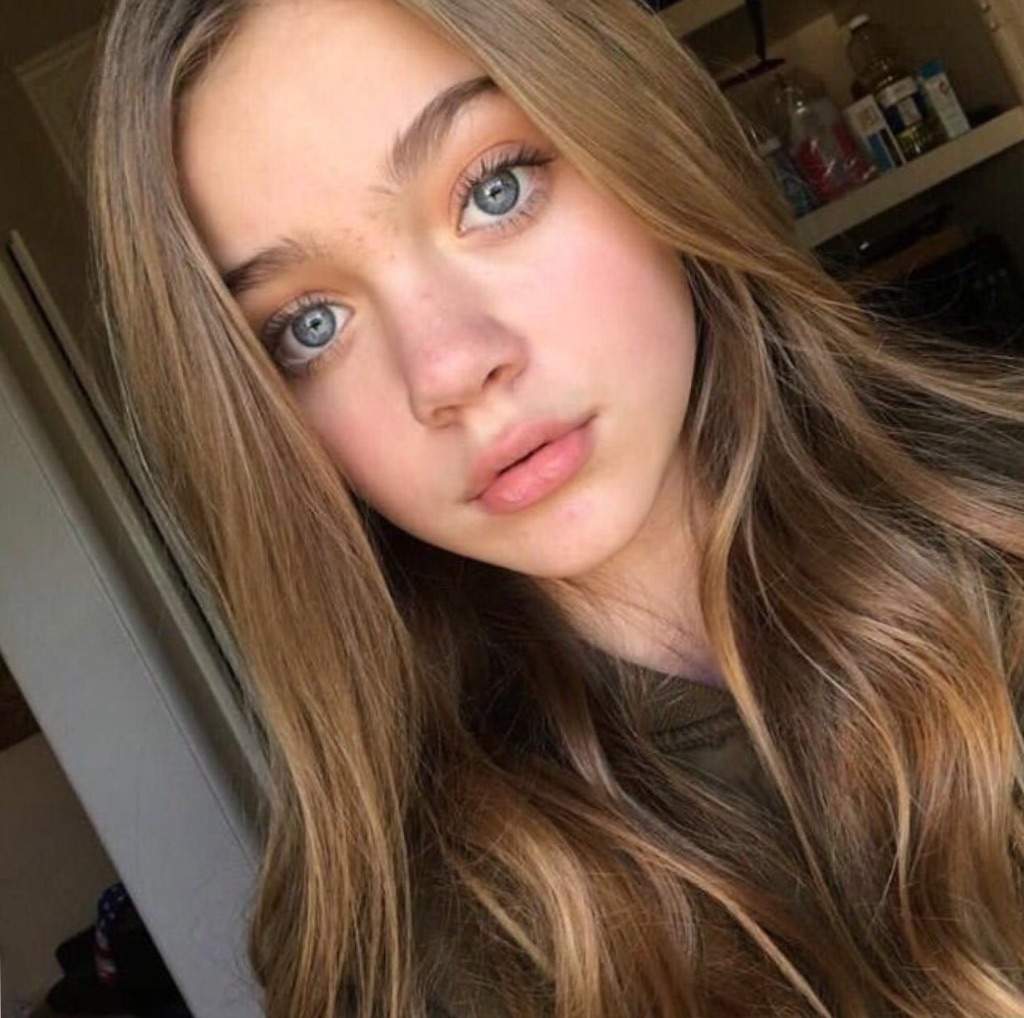 Picture of Isabel Gravitt