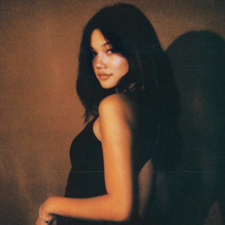 Picture of Gabrielle Current