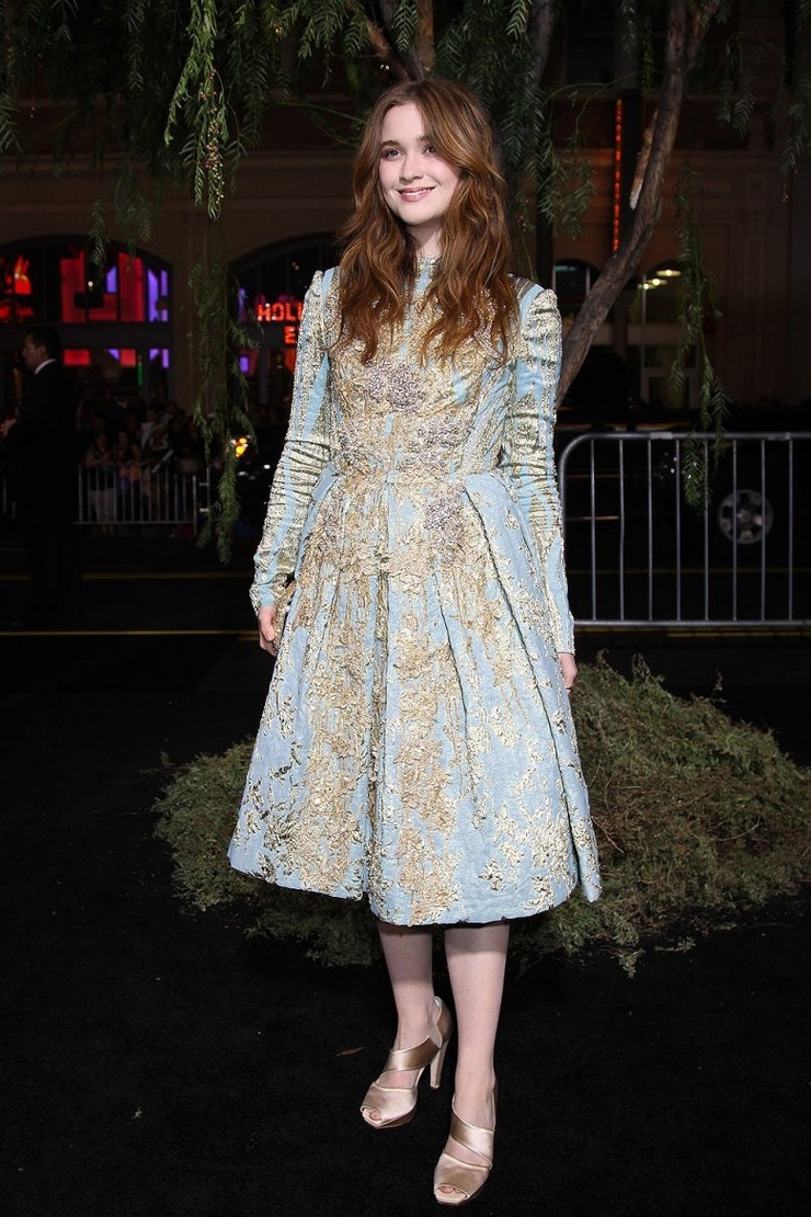 Picture of Alice Englert