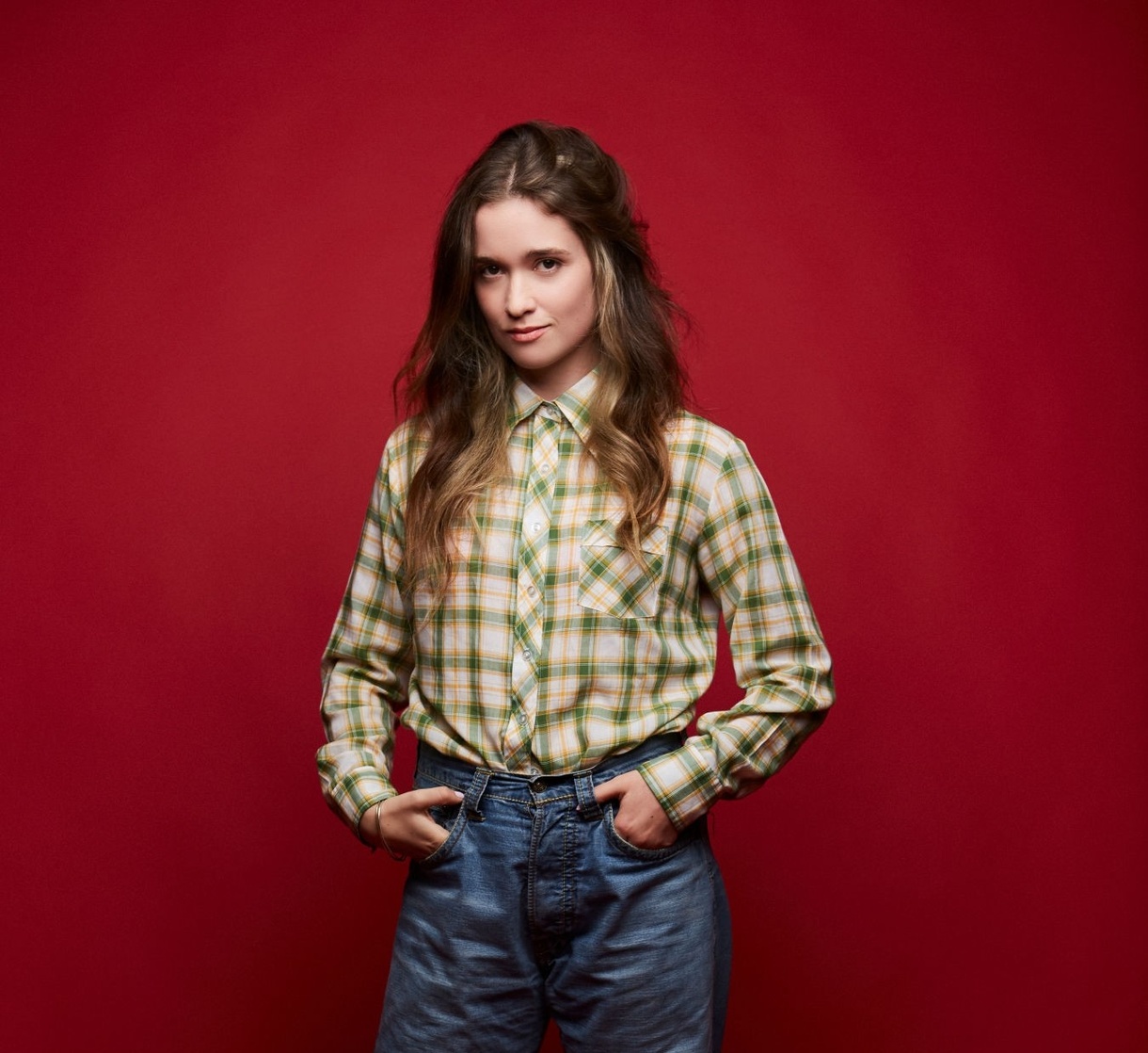 Picture of Alice Englert