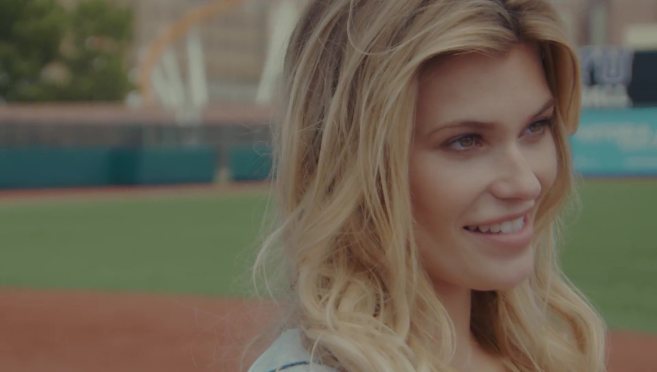 Samantha Hoopes image