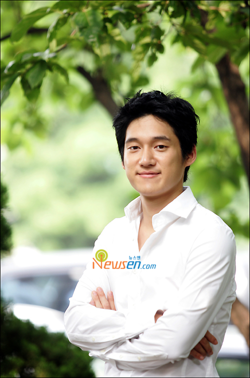 Picture of Chang-ui Song