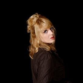 Picture of Yvette Fielding