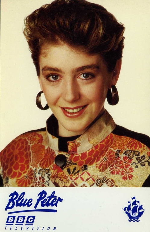 Yvette Fielding image