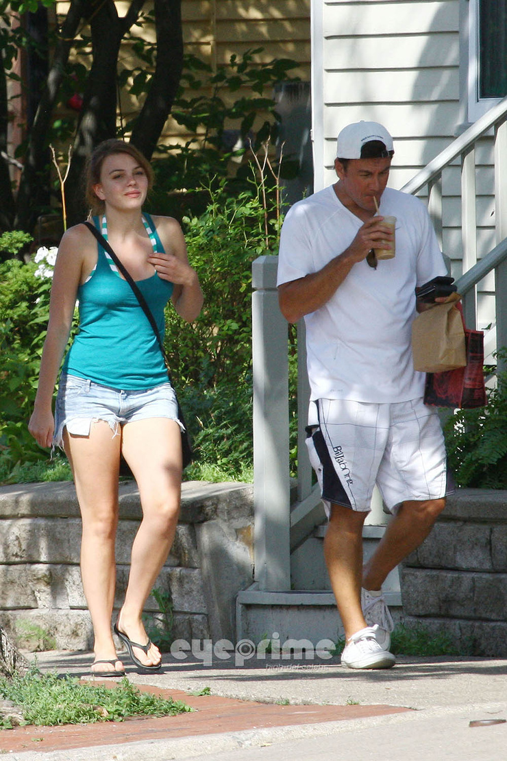 Picture of Aimee Teegarden