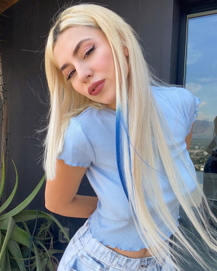 Picture of Ava Max