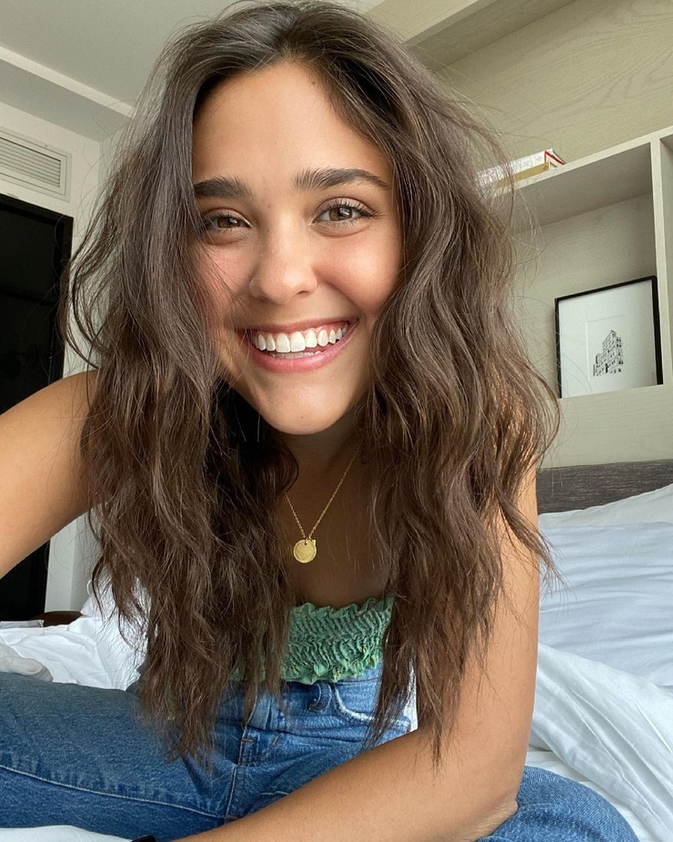 Image of Molly Jackson