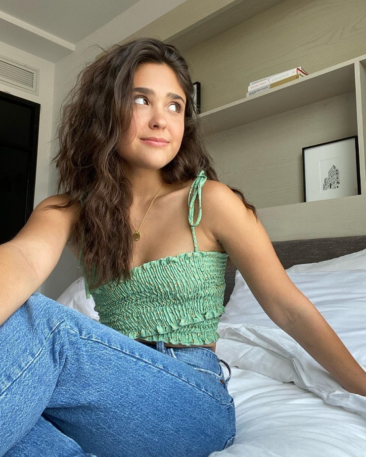 Picture of Molly Jackson