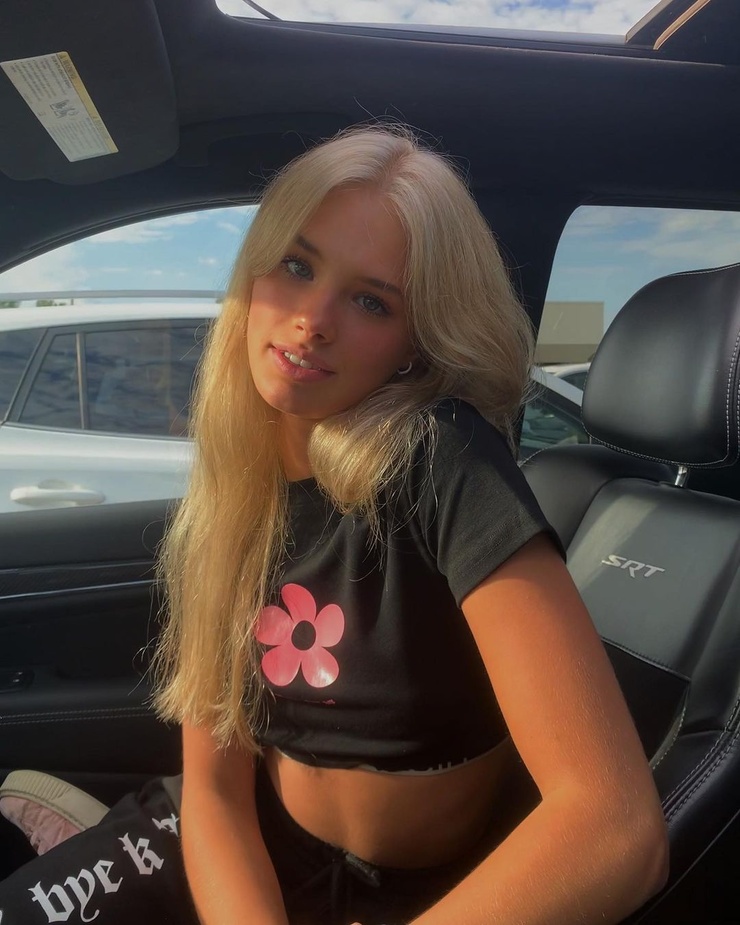 Picture of Mari Lederman