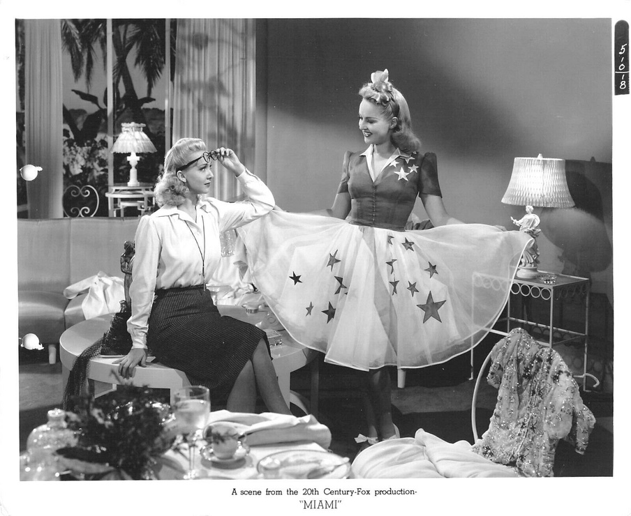 Picture of Moon Over Miami