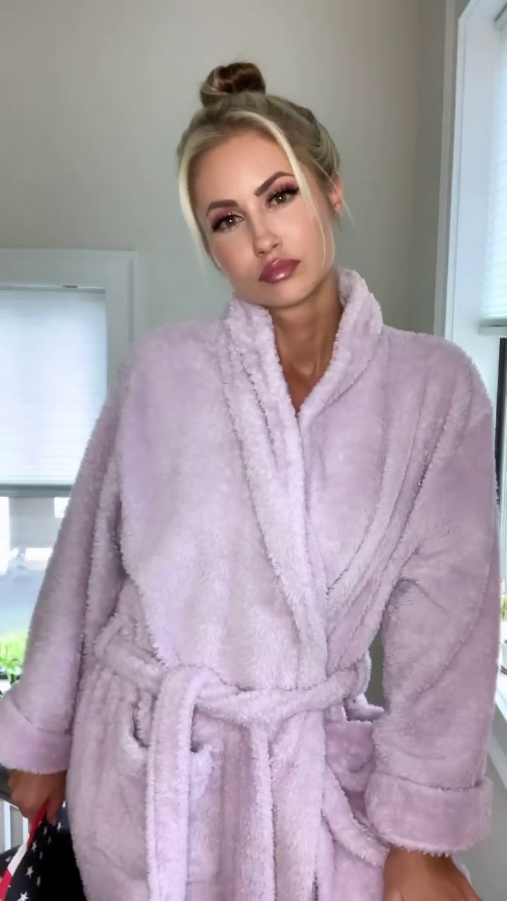 Picture of Andrea Ashe