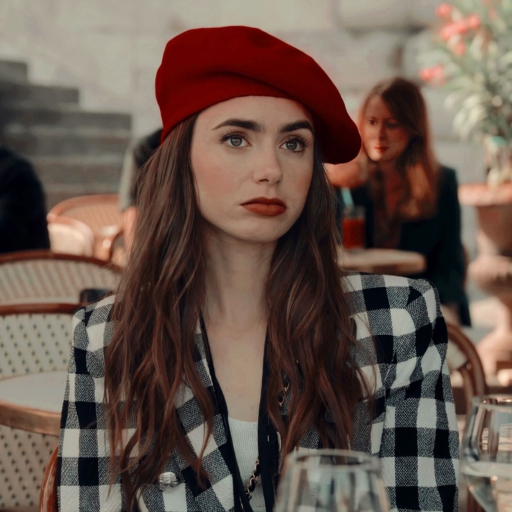 Picture of Lily Collins