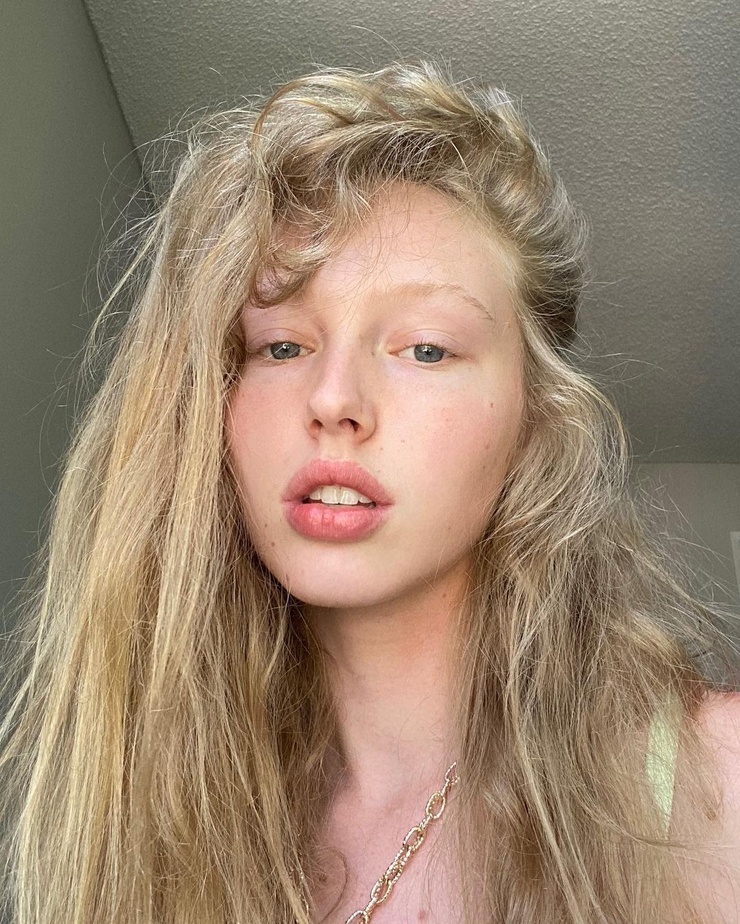 Hailey Beth picture