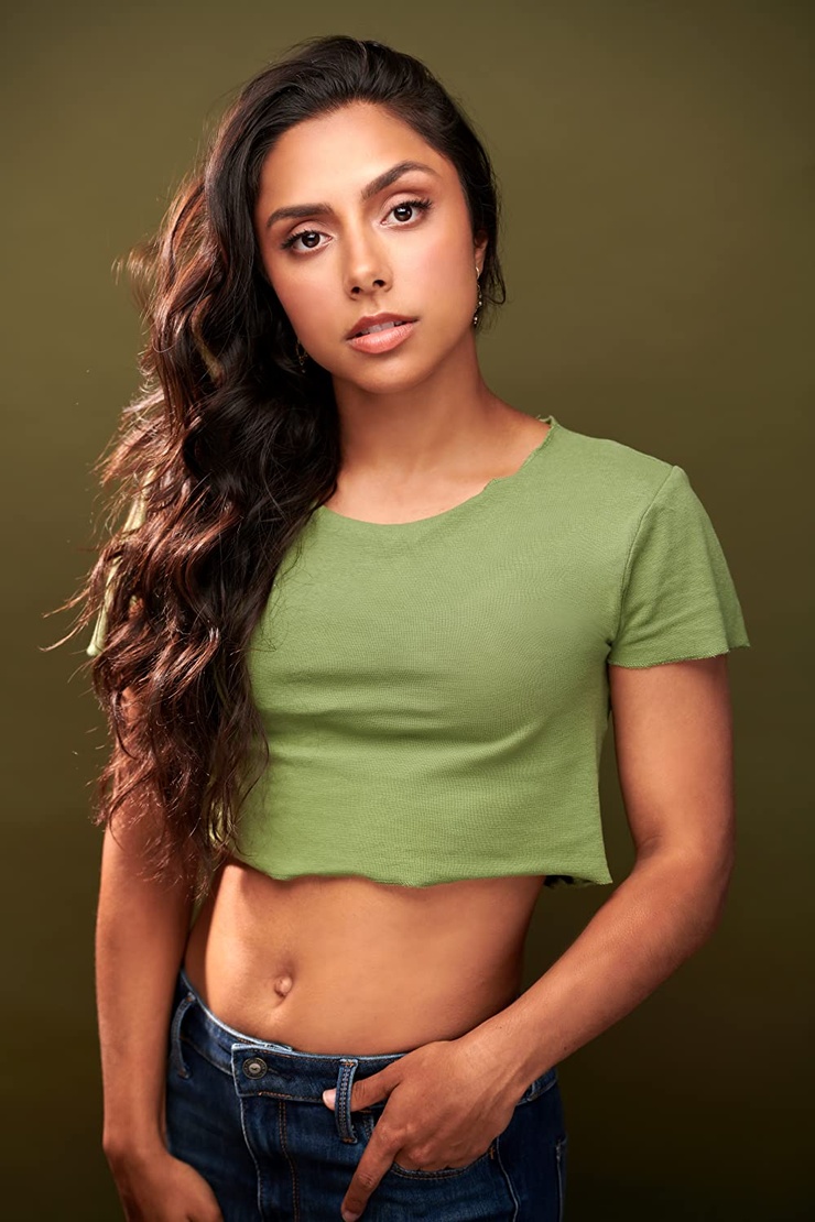 Picture of Michelle Khare