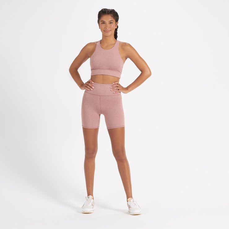 Picture of Laura Elizabeth Woo