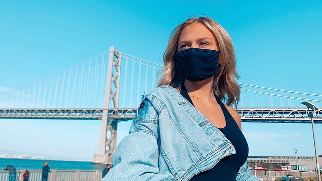 Picture of Alyvia Alyn Lind