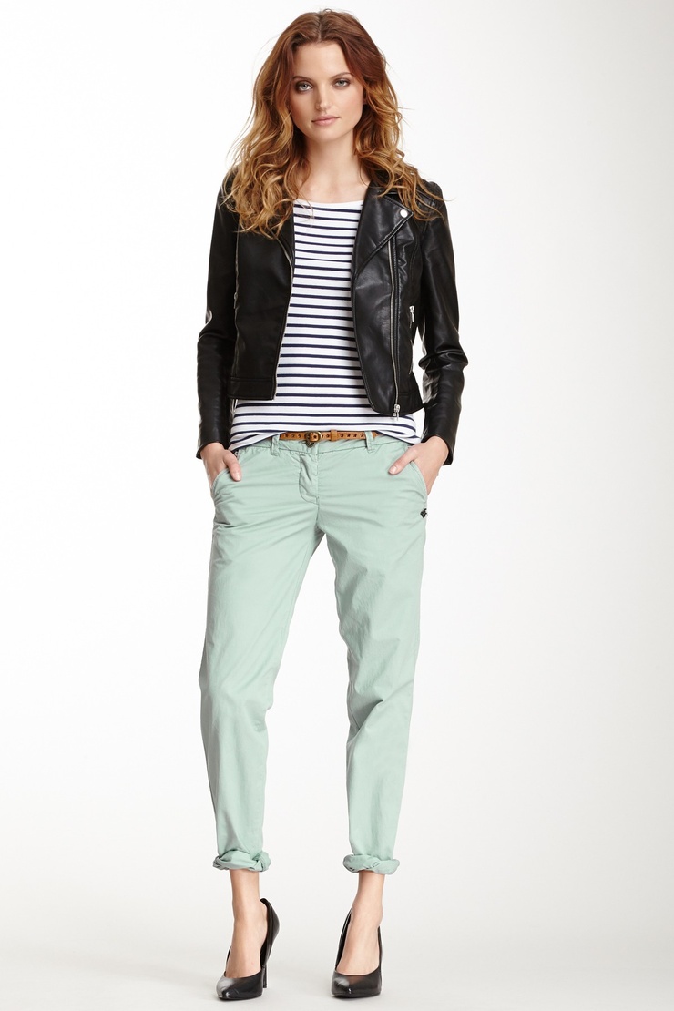 Image of Amanda Booth