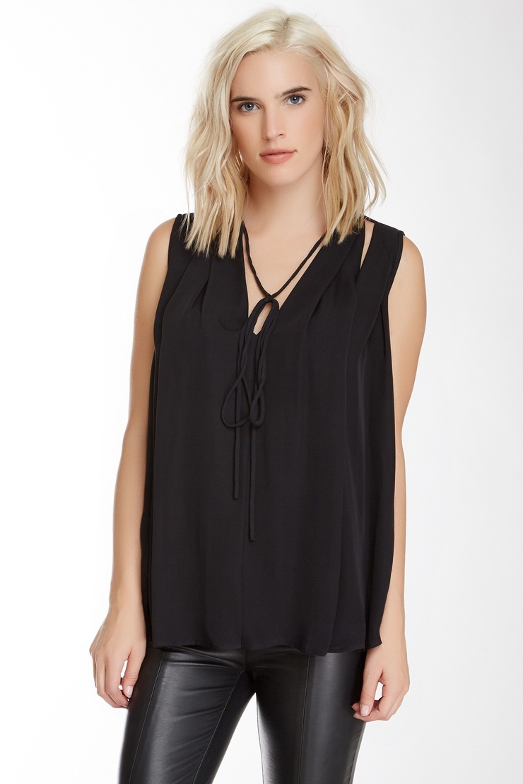 Image of CHLOE HOLMES