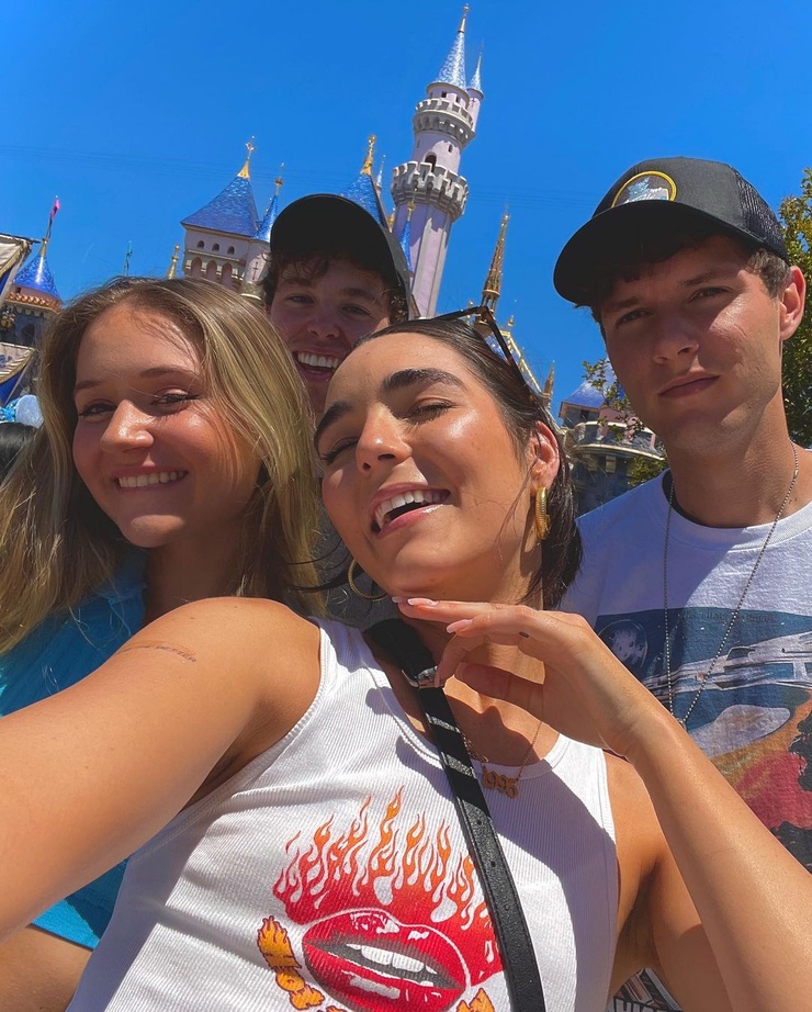 Image of Riley Lewis