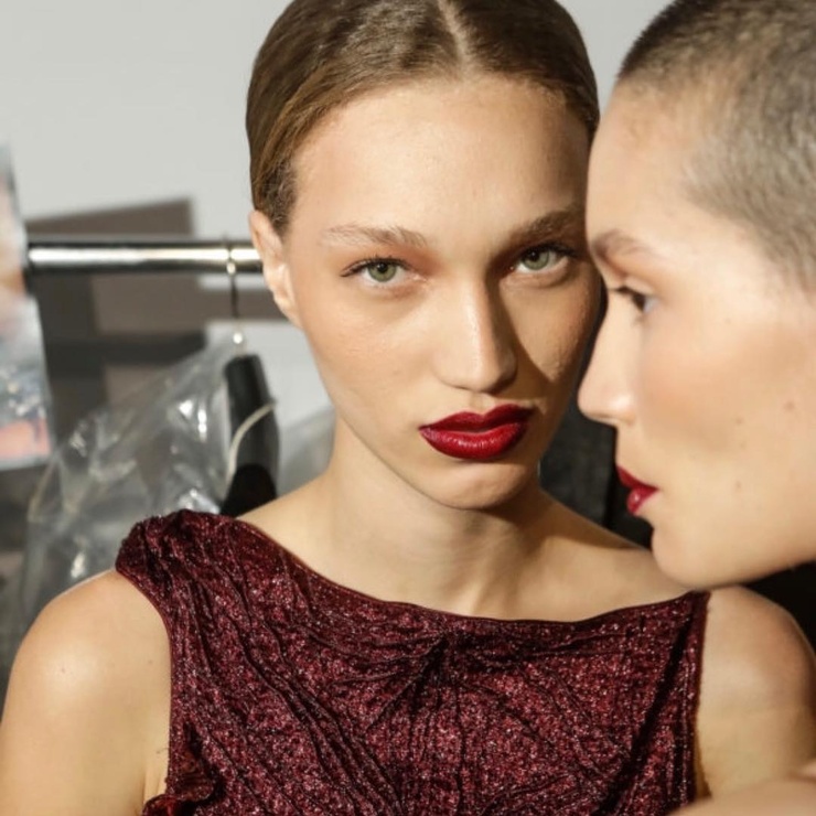 LORENA MARQUES image