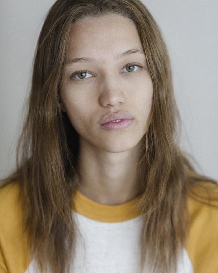 LORENA MARQUES picture