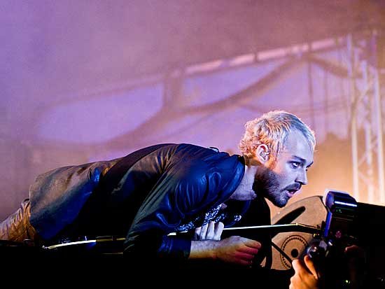 Picture of Daniel Johns