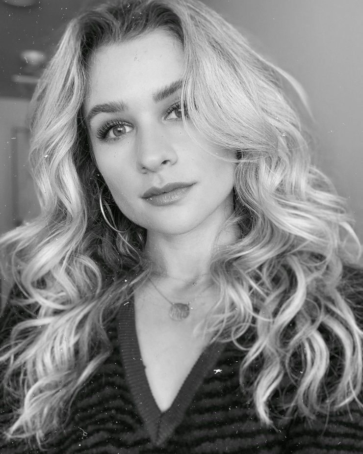 Picture of Jenna Boyd