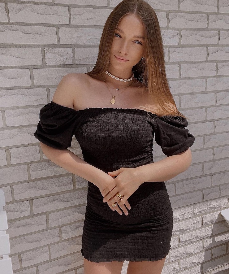 Picture of Celine Rae