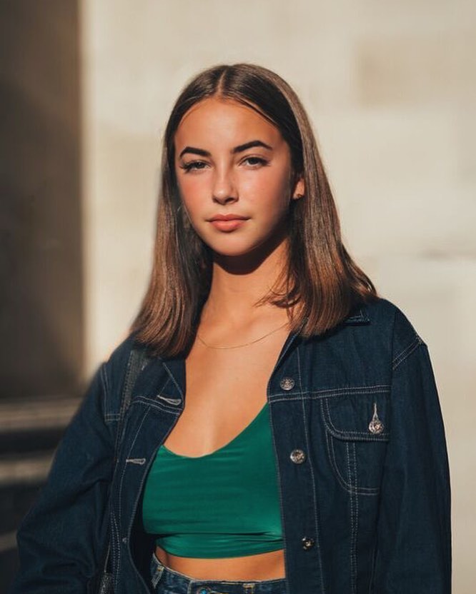 Amelie (model) image