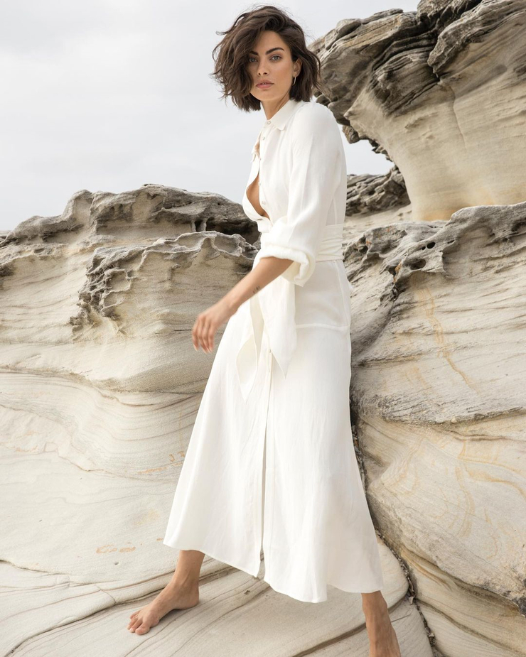 Caroline Austin image