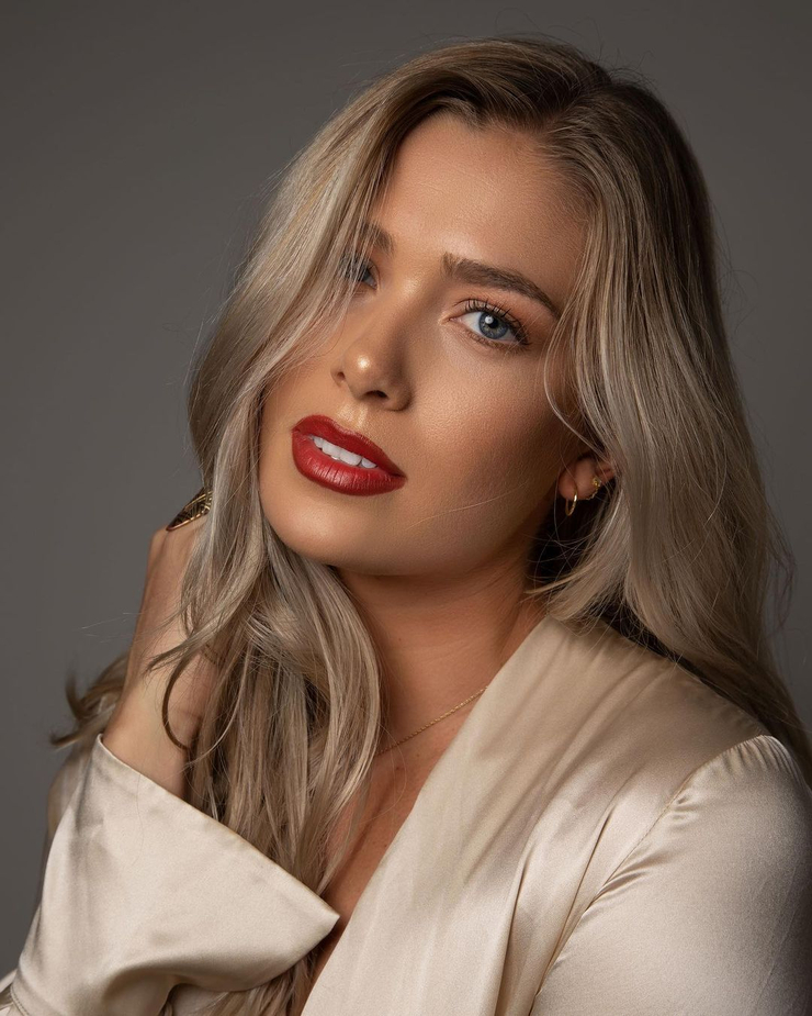 Picture of Rose Reid