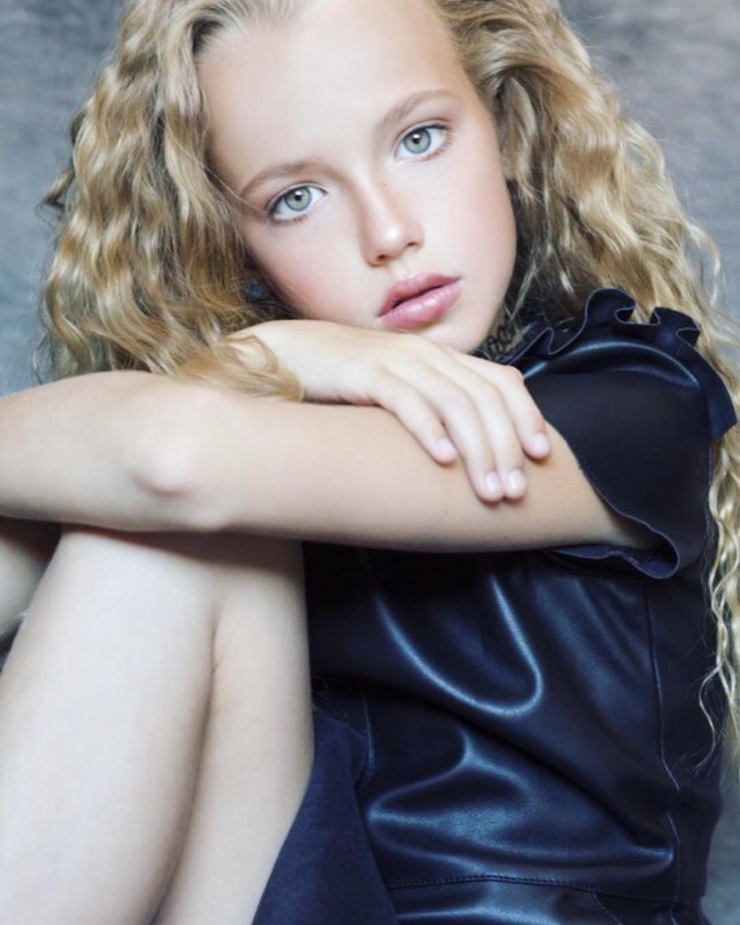 Kristina Maurer picture