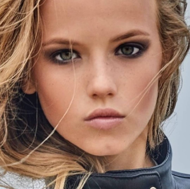 Kristina Maurer picture
