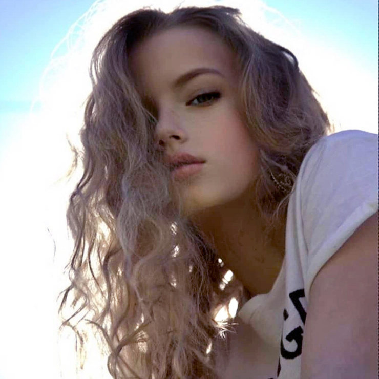 Kristina Maurer picture