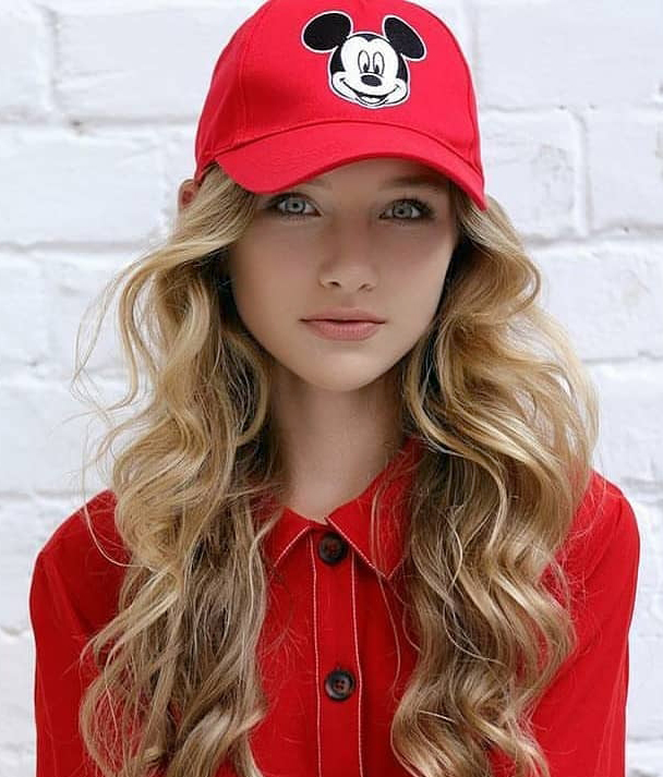 Alexandra Lenarchyk picture