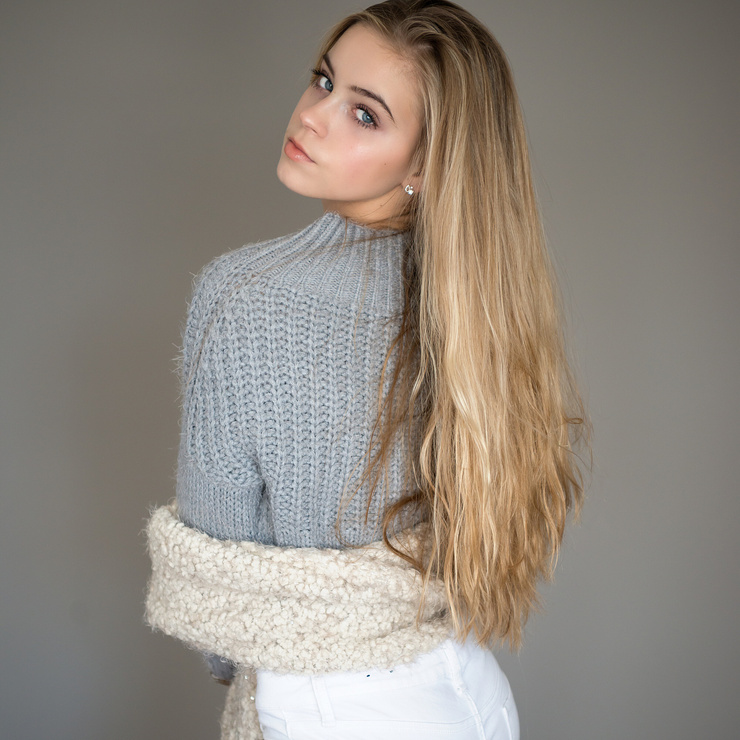 Picture of Alexa Robertson