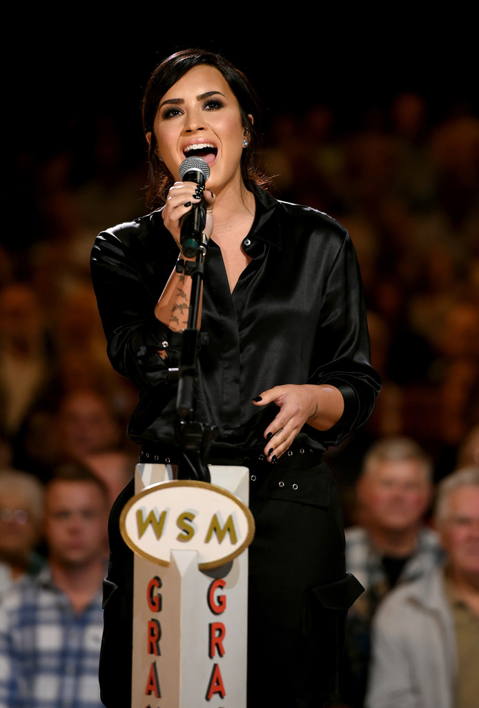 Demi Lovato picture