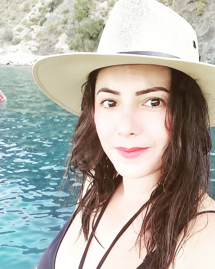 Listal - List the stuff you love! Movies, TV, music, games and books