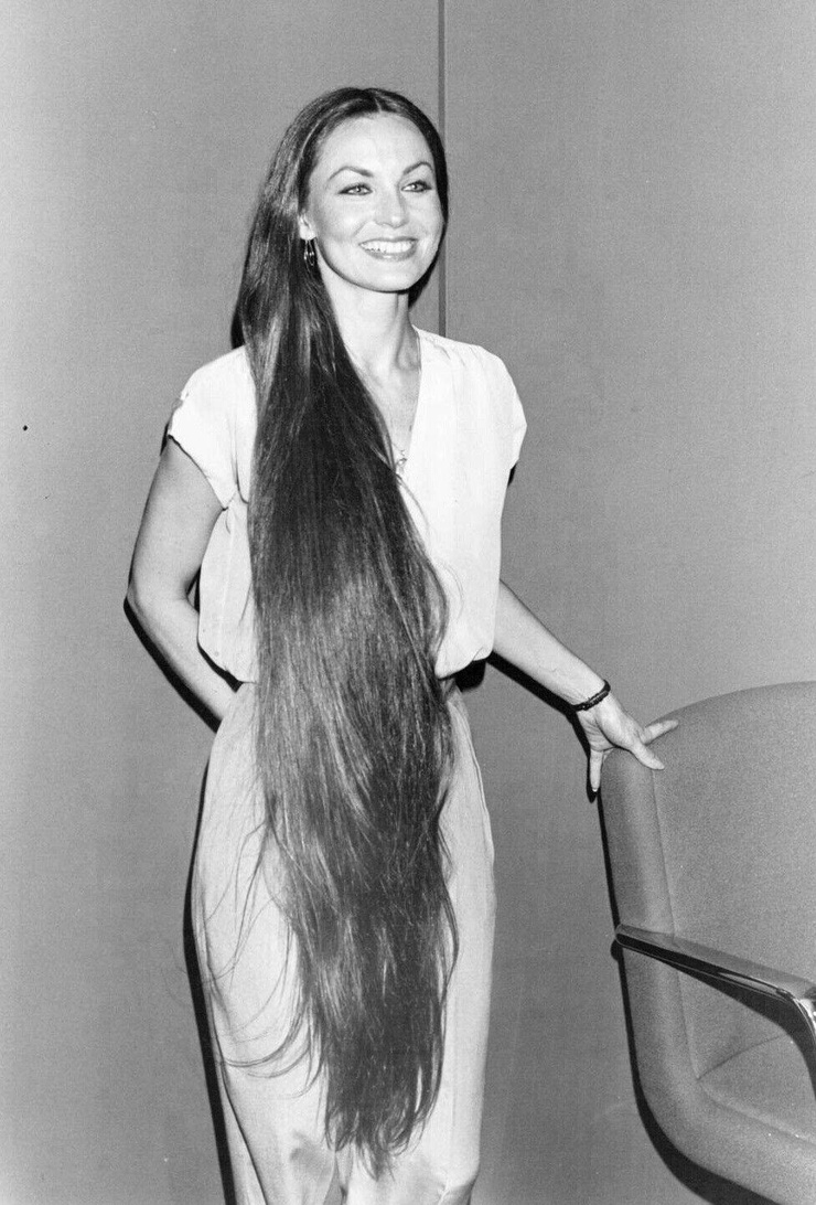 Image of Crystal Gayle