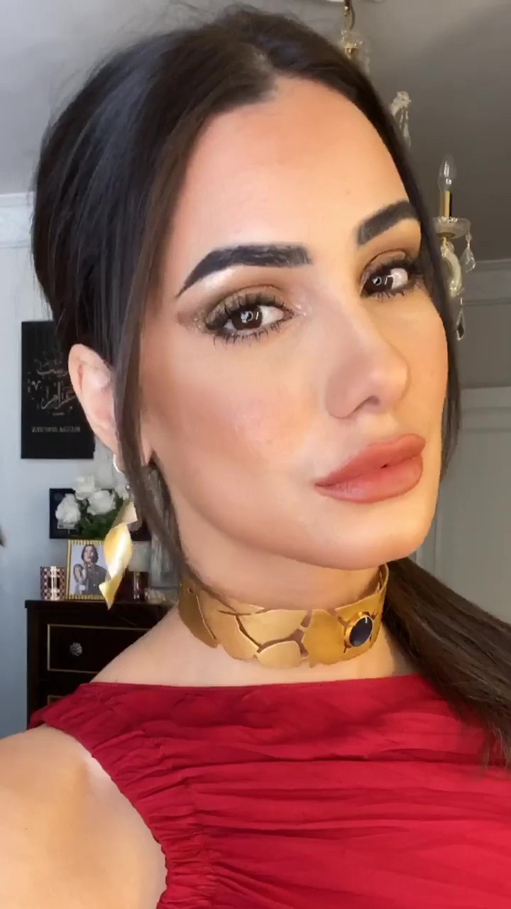 Picture of Zayneb Azzam