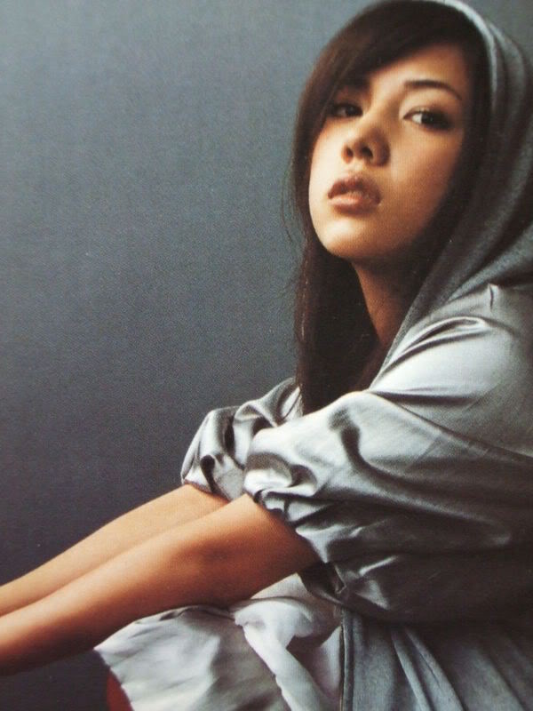 Riisa Naka picture