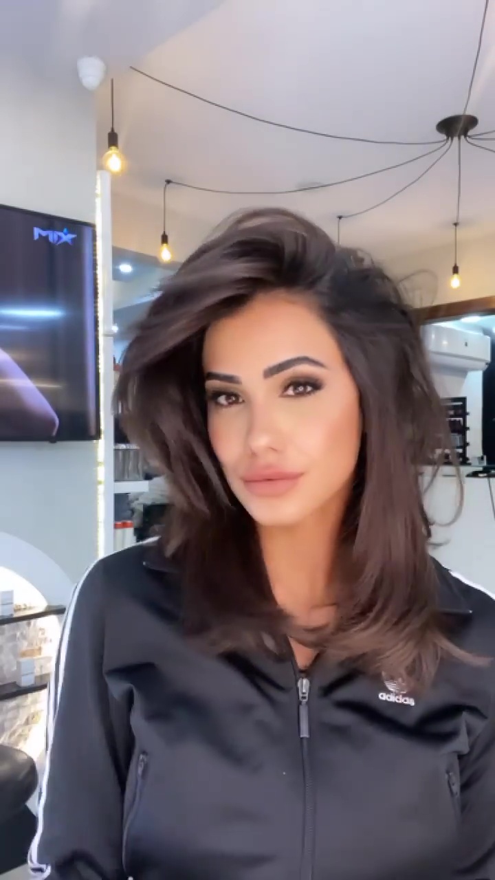 Picture of Zayneb Azzam