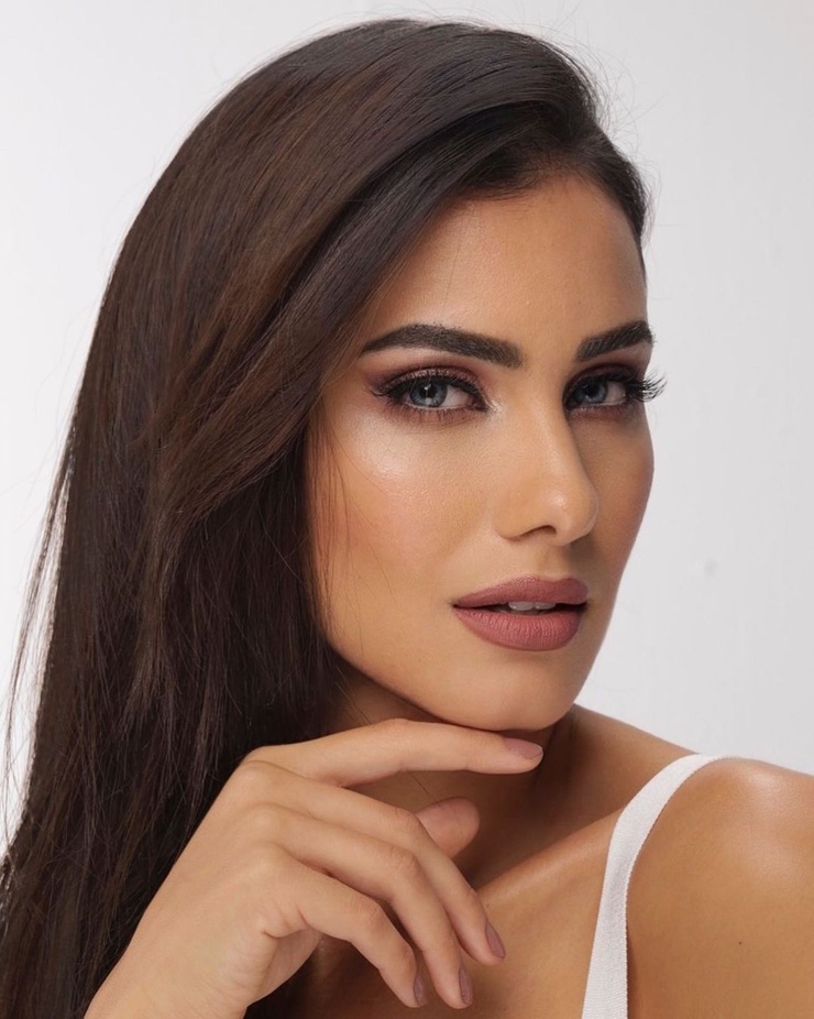 Picture of Zayneb Azzam