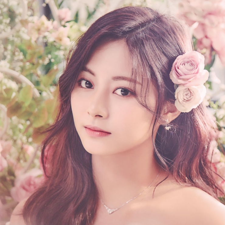 Picture of Chou Tzu-yu (Tzuyu)