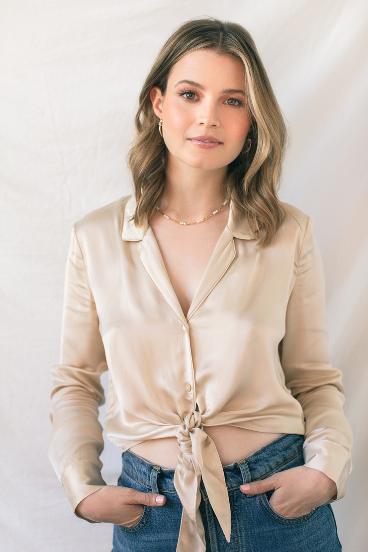 Meganne Young picture