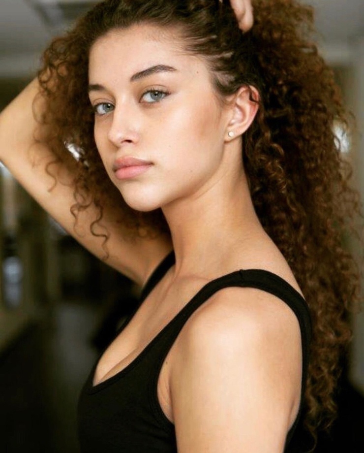 Picture of Caroline Jayna