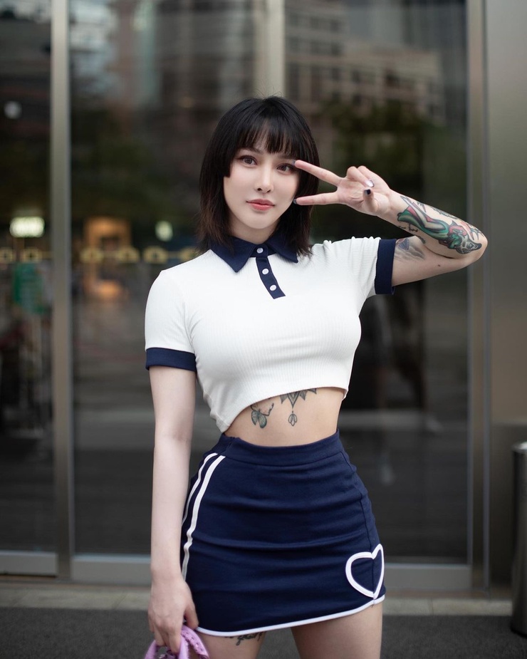 Picture of Songyuxin Hitomi