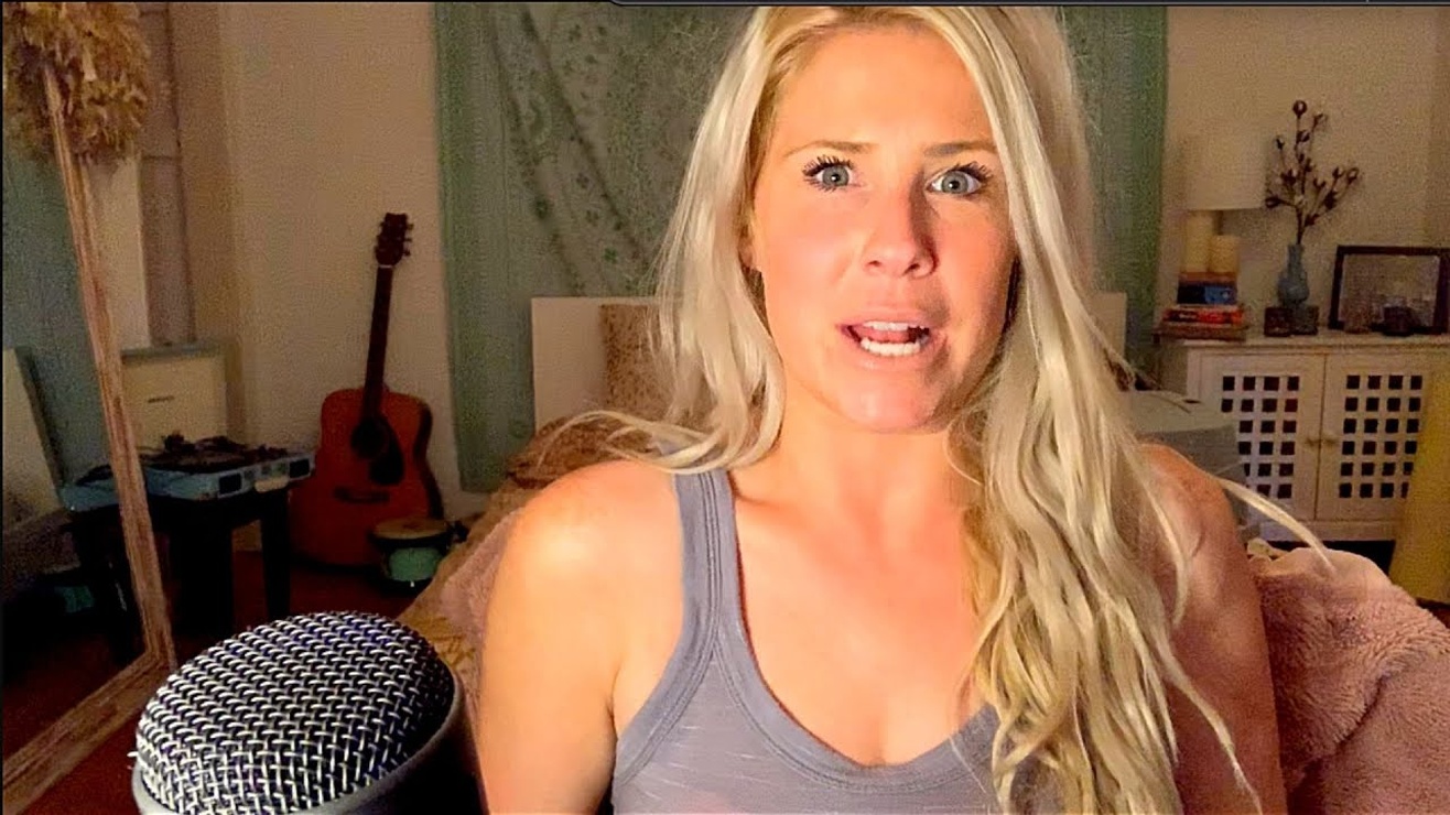 Picture of Sarah Sansoni