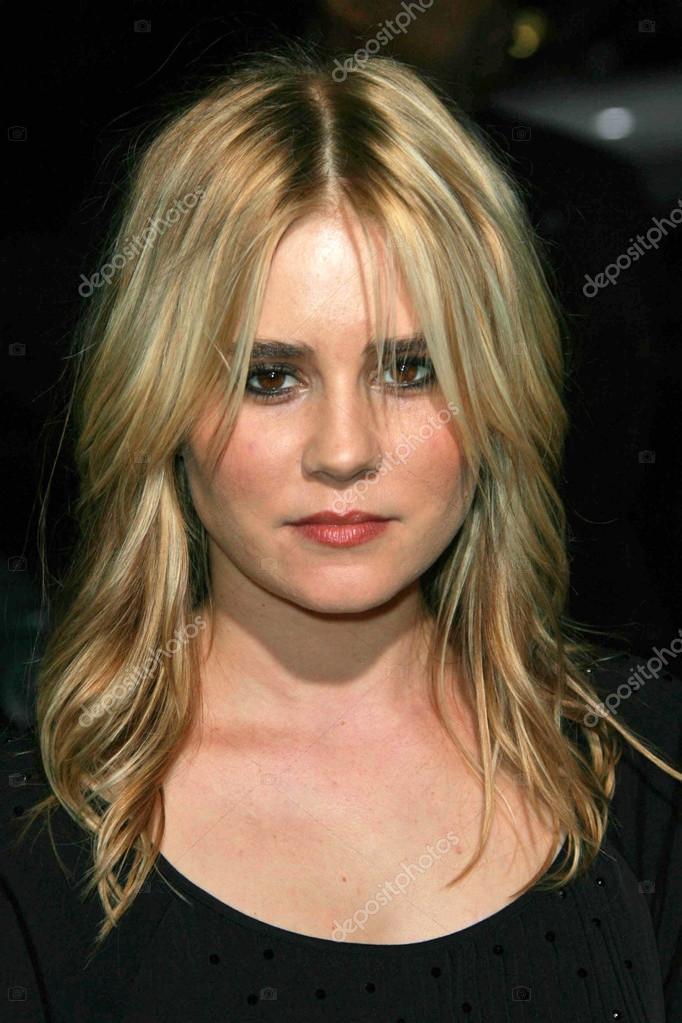 Alison Lohman picture