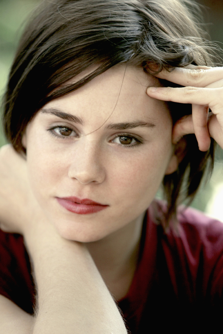 Alison Lohman picture